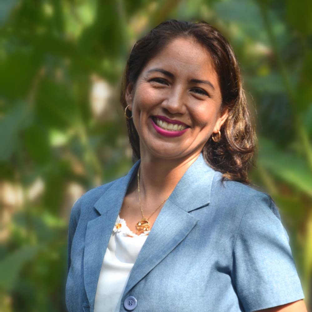 Liz Kelly Salvador Salazar - Form International